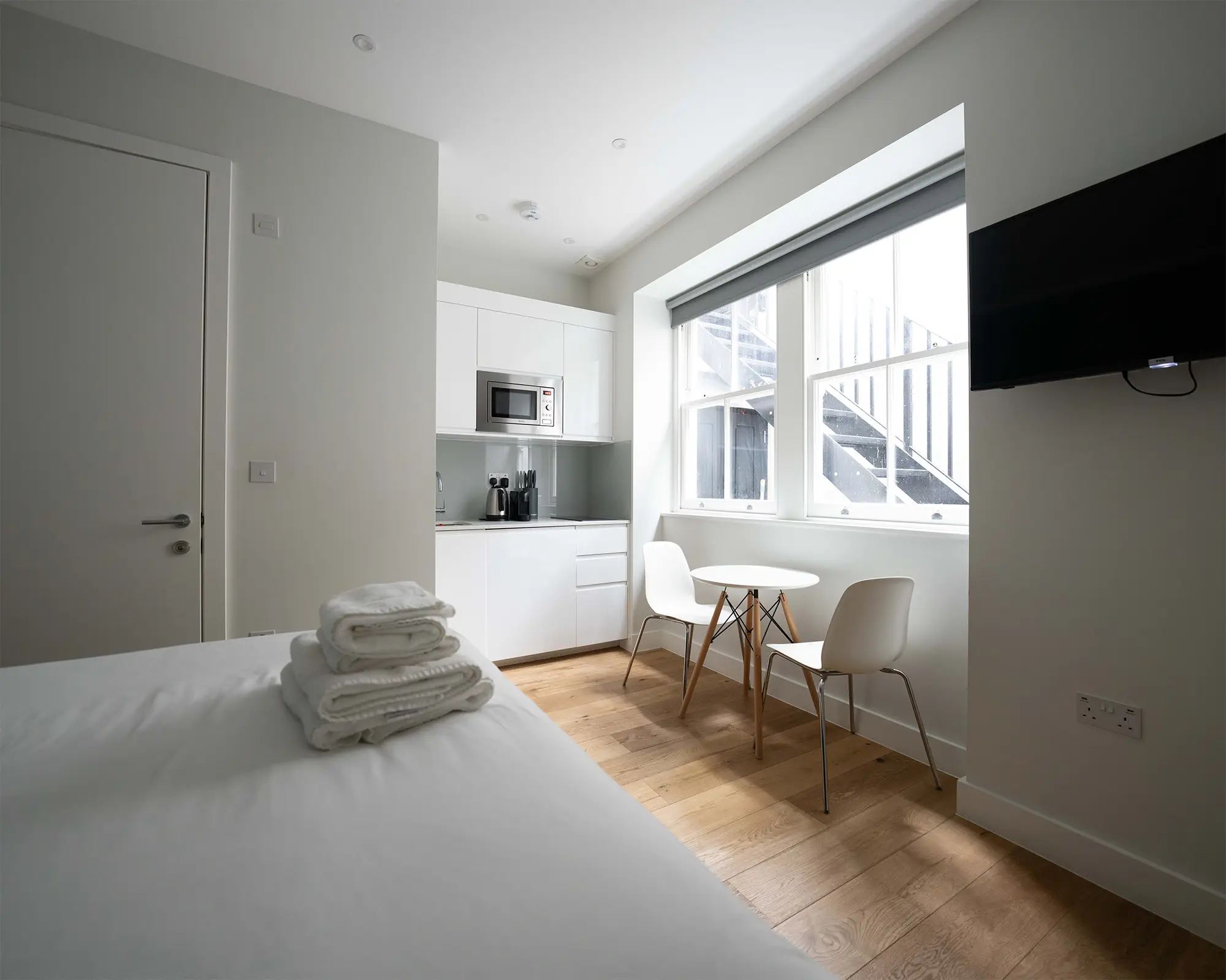 Marylebone Lower Ground Floor Studio Apartment | Stayprime